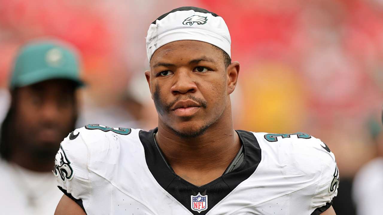NFL news roundup: Eagles OLB Nolan Smith (triceps) placed on injured ...