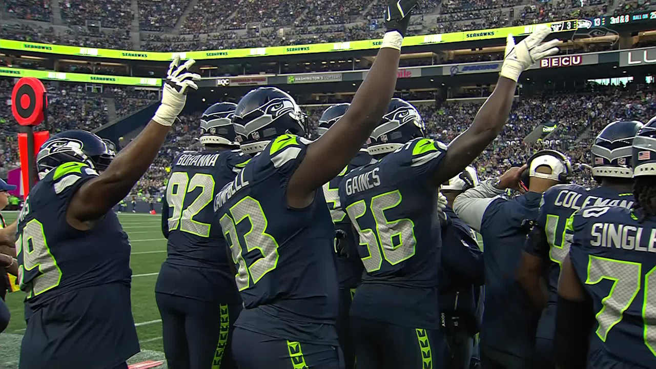 Cornerback Nehemiah Pritchett reads quarterback Las Vegas Raiders ...
