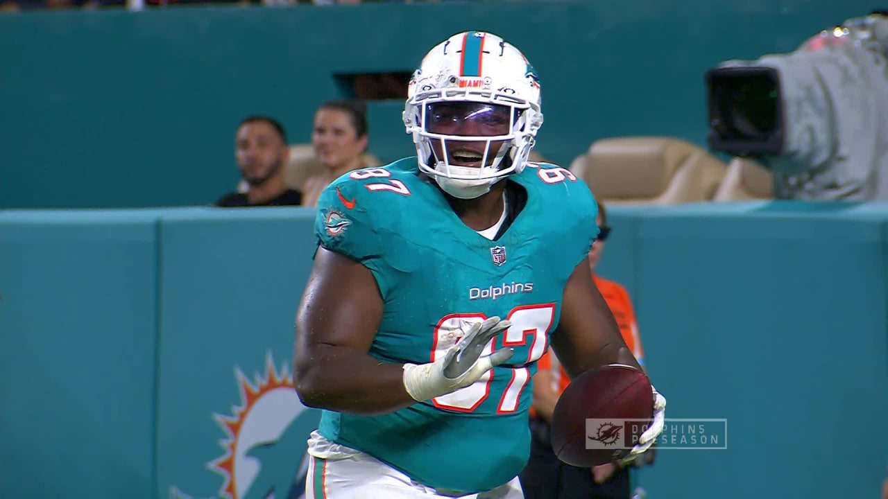 Miami Dolphins defensive lineman Isaiah Mack pounces on an Atlanta ...
