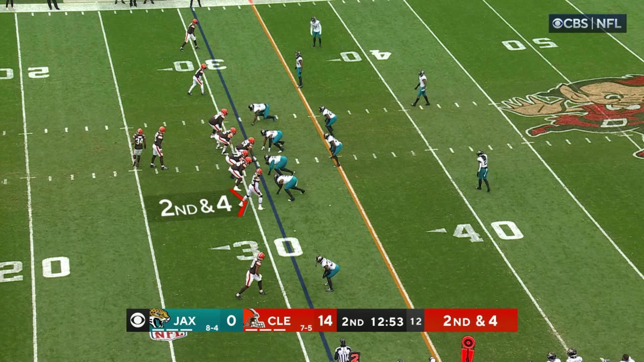 Cleveland Browns running back Jerome Ford reaches sideline alleyway for ...