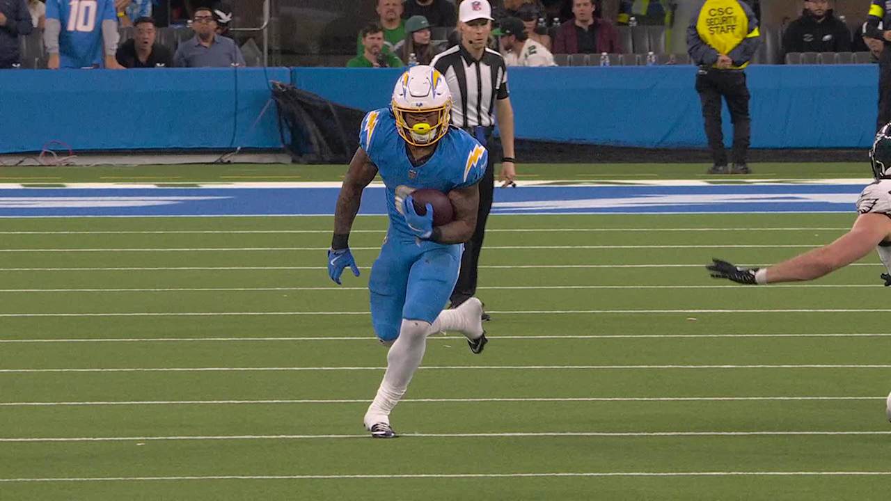 Los Angeles Chargers running back Omarion Hampton BURSTS into ...
