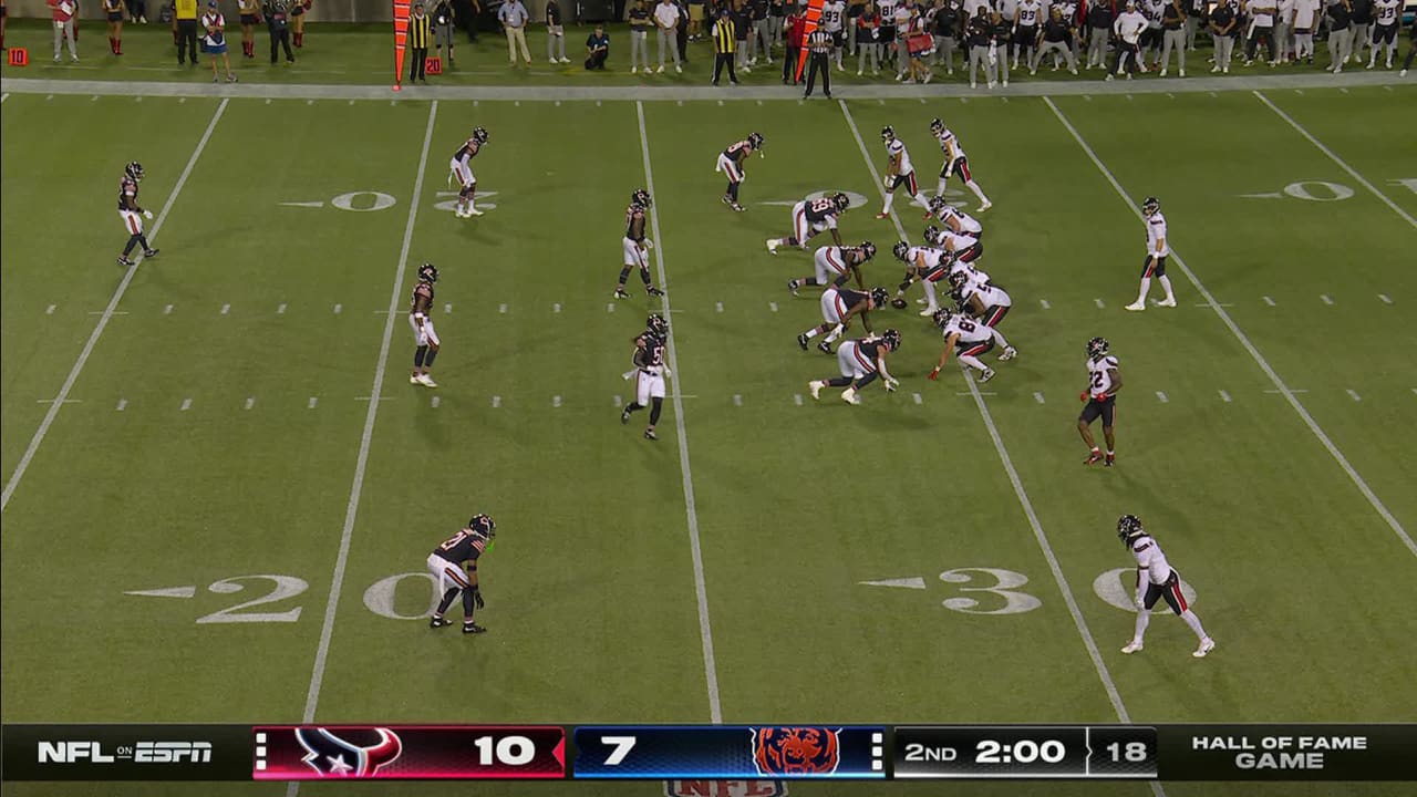 Houston Texans quarterback Case Keenum lofts a 20-yard sideline dime to ...