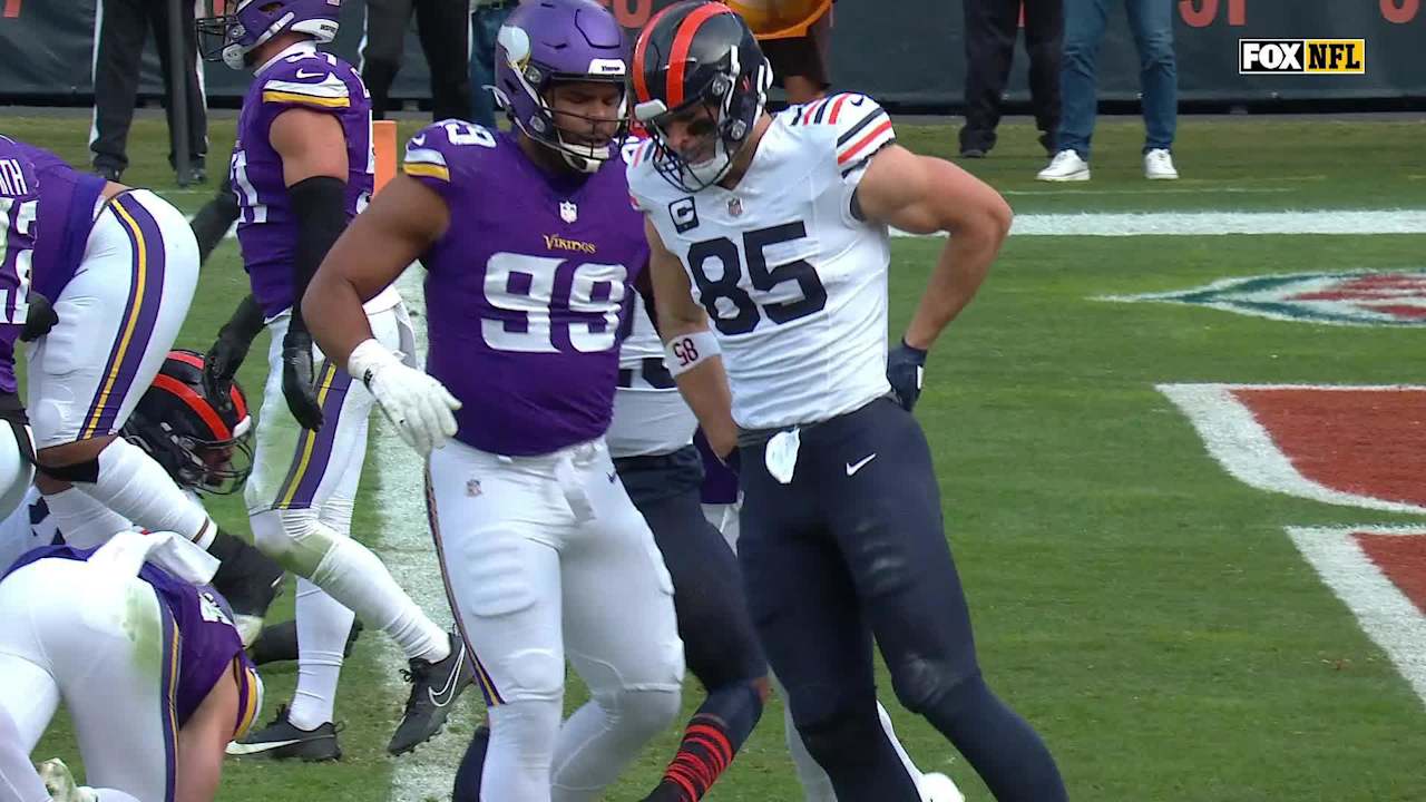 Chicago Bears running back Roschon Johnson's sixth TD run of 2024 opens ...