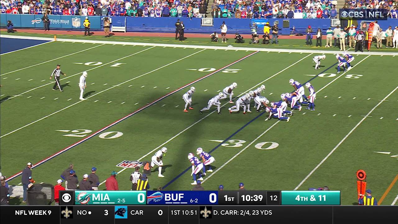 Buffalo Bills defensive back Brandon Codrington tightropes the sideline ...