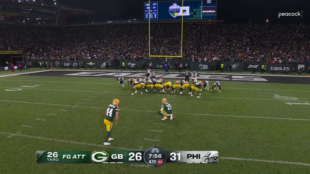 Green Bay Packers rookie kicker Brayden Narveson's 26-yard field goal ...