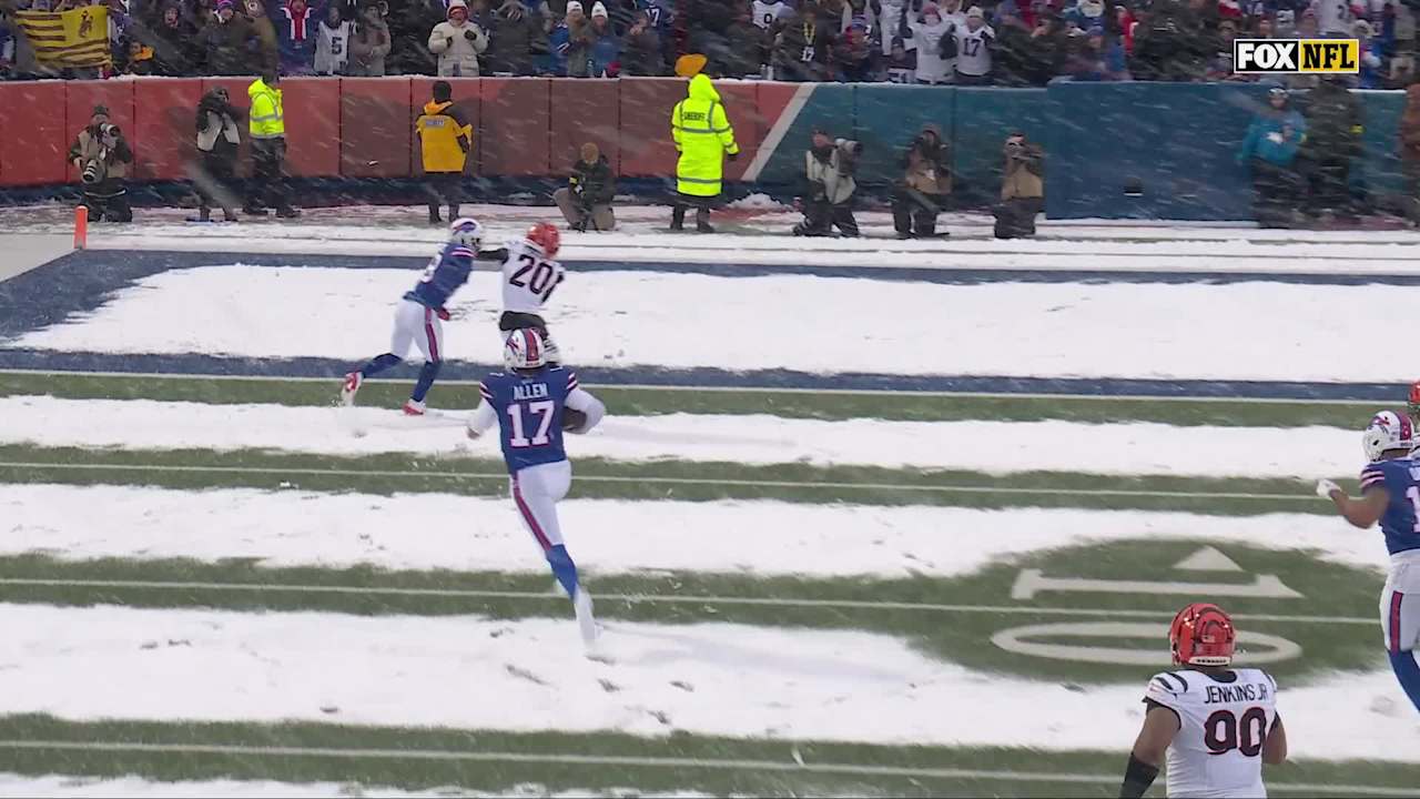 Can't-Miss Play: Buffalo Bills quarterback Josh Allen dashes through ...