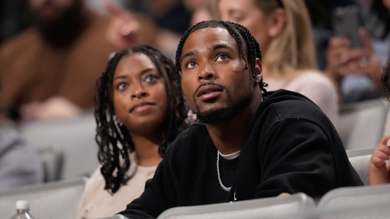 Bears safety Jonathan Owens heading to Paris to support wife Simone Biles at Olympics