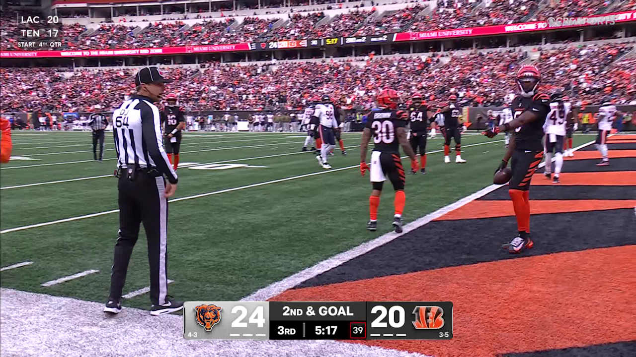 Cincinnati Bengals quarterback Joe Flacco and wide receiver Tee Higgins ...