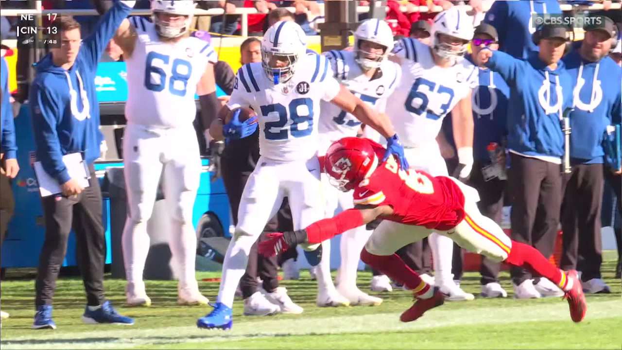 Indianapolis Colts running back Jonathan Taylor's 27-yard burst gets ...
