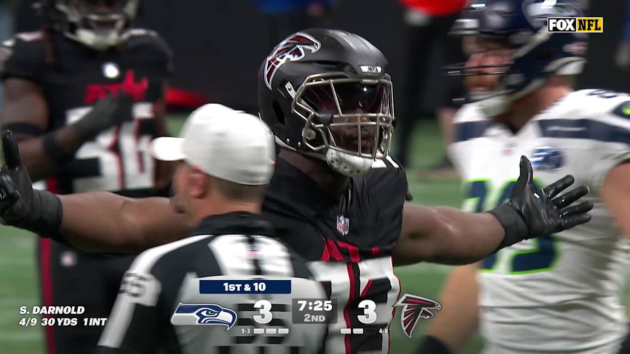 Atlanta Falcons defensive end Kentavius Street's first sack of 2025 ...