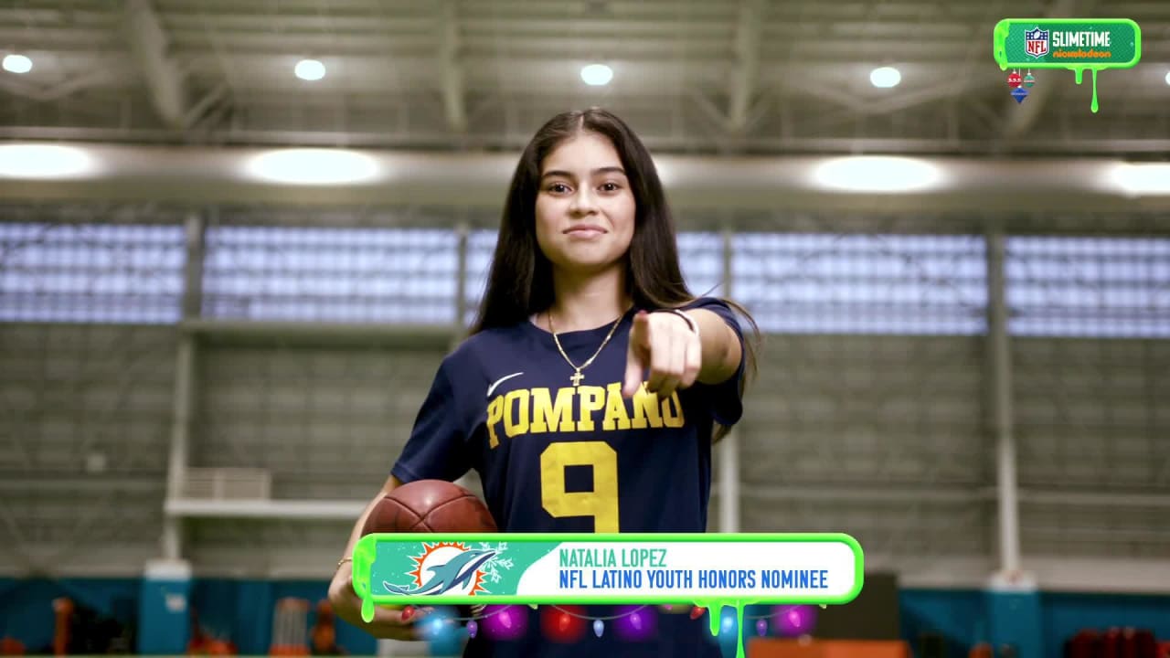 Running back and pass rusher Natalia Lopez NFL Latino Youth Honors ...