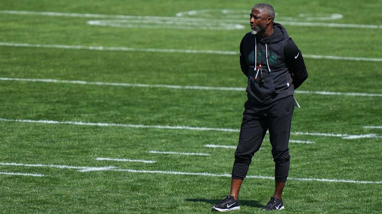 Jets players sense 'urgency' as team prepares for second season under ...