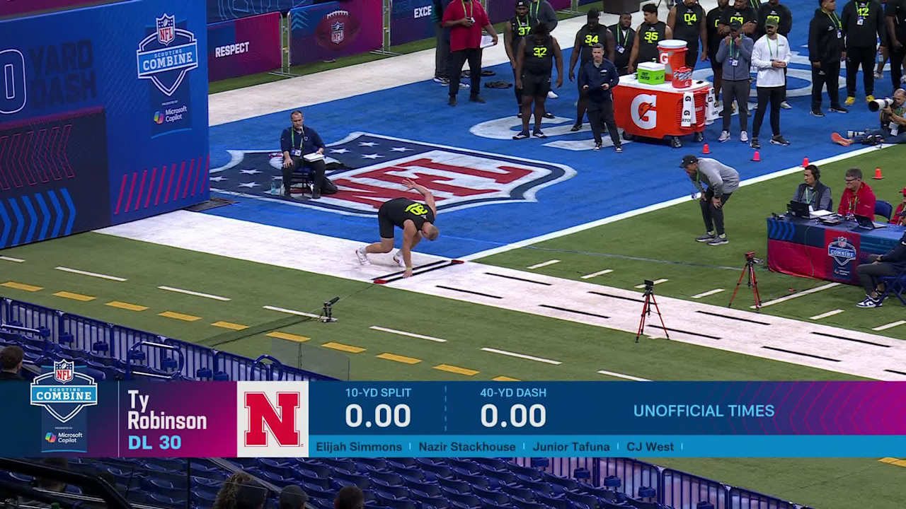 Defensive tackle Ty Robinson runs 40-yard dash at 2025 combine