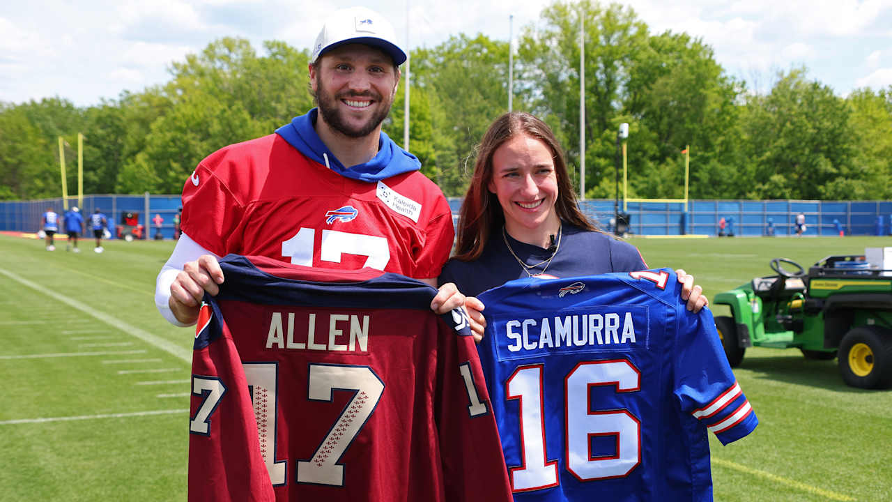 Hayley Scamurra gets thrill showing off US hockey gold medal with Josh ...