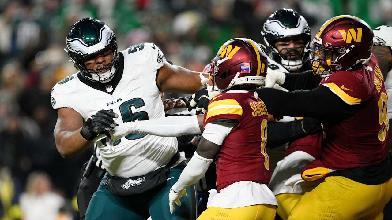 Three players ejected after brawl late in Eagles' win over Commanders