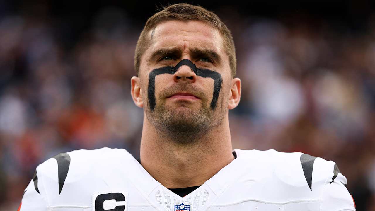 NFL news roundup: Bengals DE Sam Hubbard retires; Dolphins LB Bradley ...