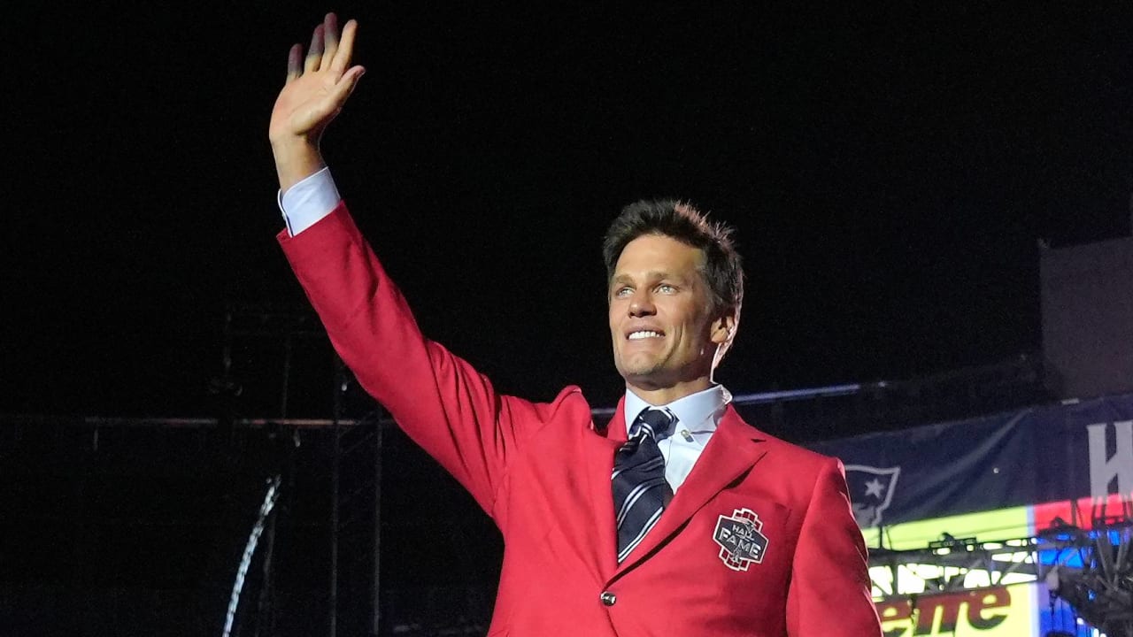 Tom Brady enshrined into Patriots Hall of Fame, has No. 12 retired