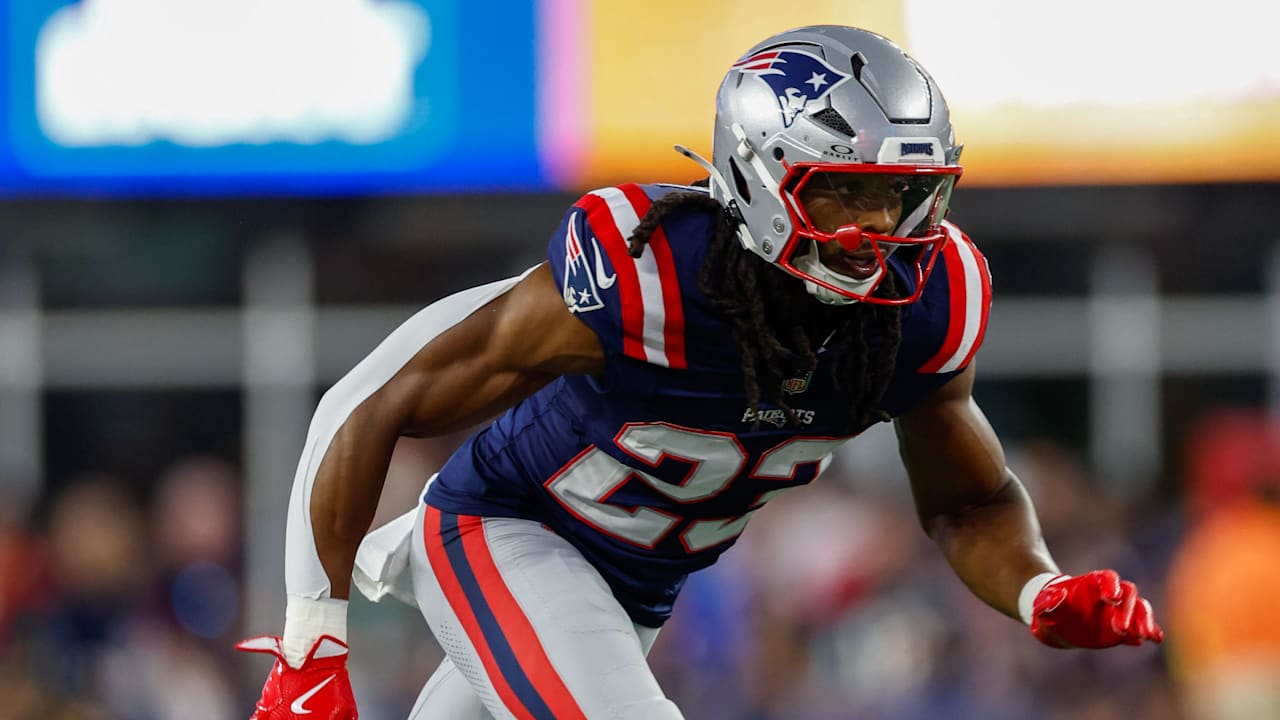 Patriots safety Kyle Dugger demoted to second team