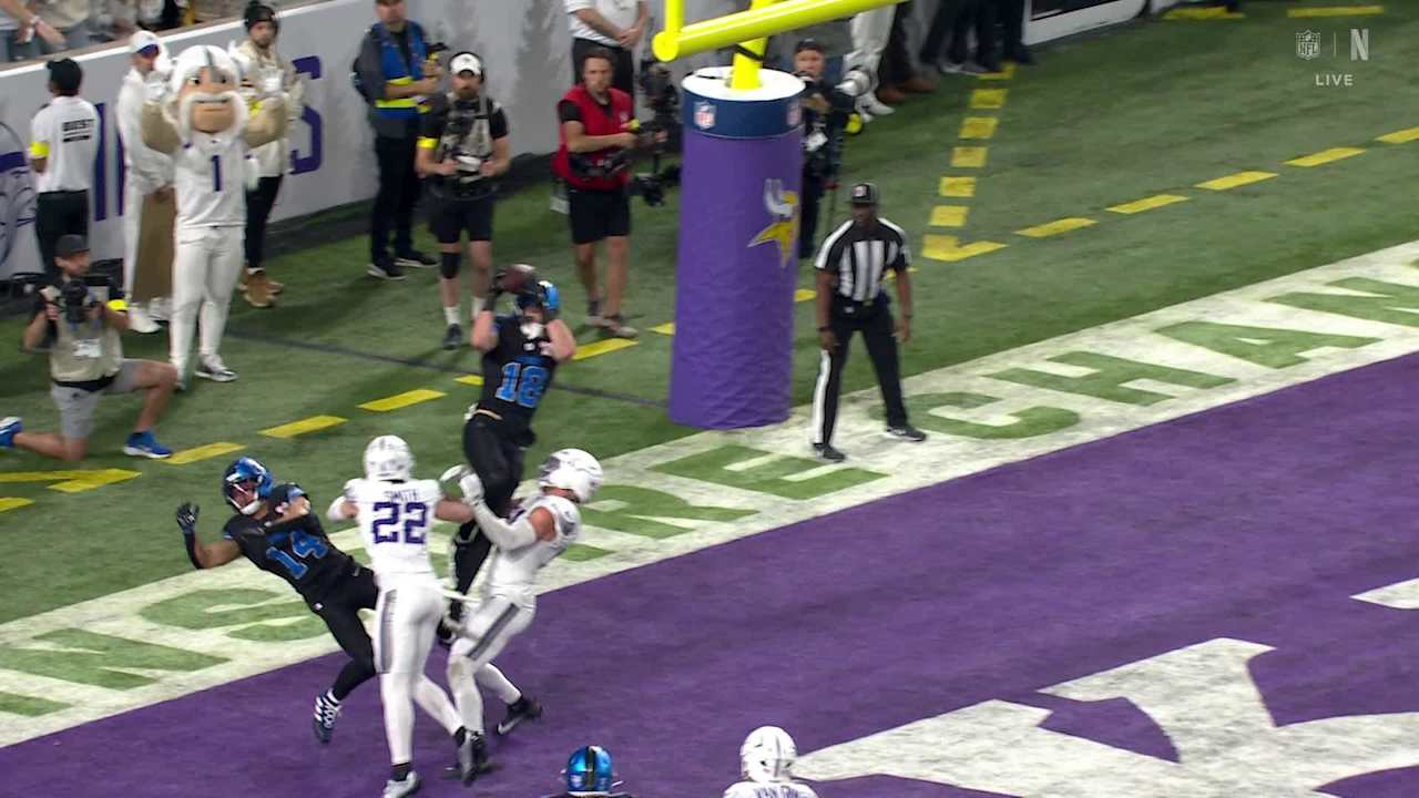 Detroit Lions wide receiver Isaac TeSlaa goes AIRBORNE to snag his ...