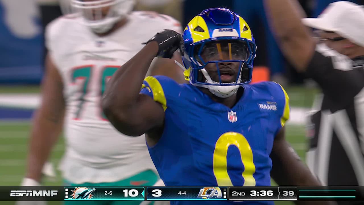 Los Angeles Rams linebacker Byron Young's 15-yard sack of Miami ...