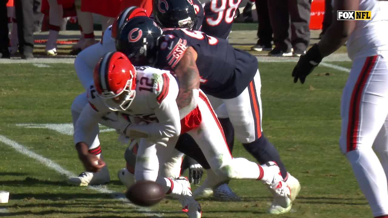 Chicago Bears defensive end Austin Booker's clutch third down sack ...