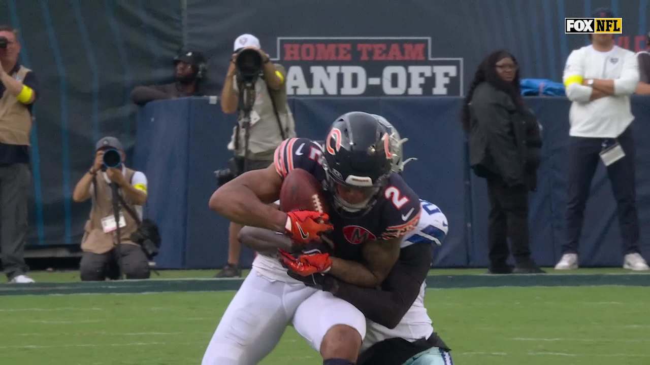 Chicago Bears wide receiver DJ Moore's first catch of day goes for 12 ...