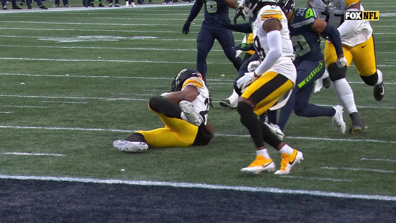 Pittsburgh Steelers running back Najee Harris ices the Steelers' win ...