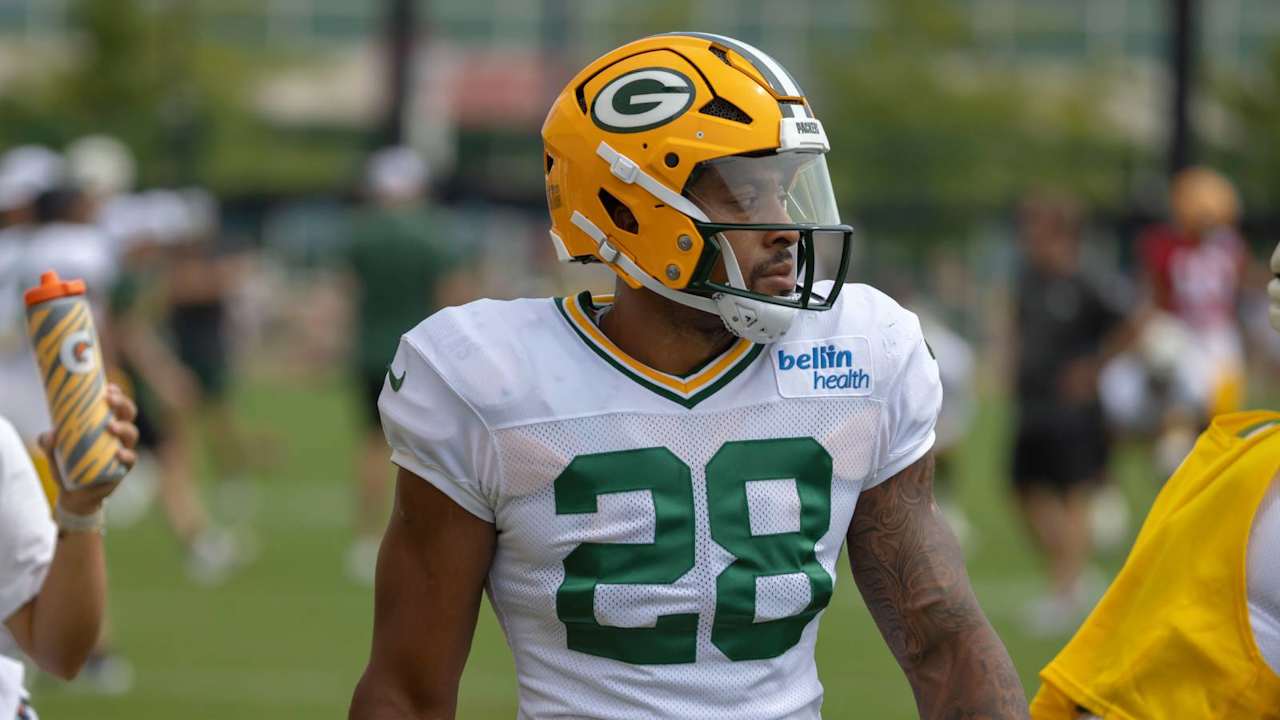 Eagles RB AJ Dillon 'good to go' after missing 2024 season due to neck ...