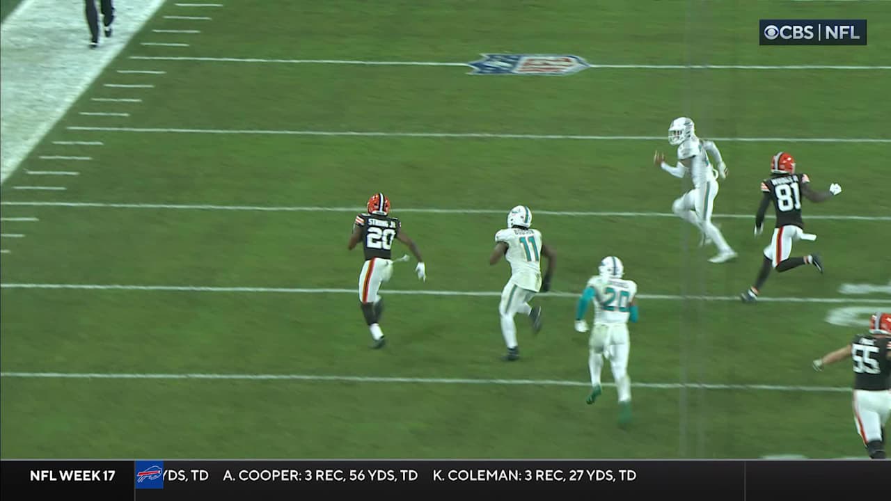 Cleveland Browns Pierre Strong picks up head of steam on 19-yard ...