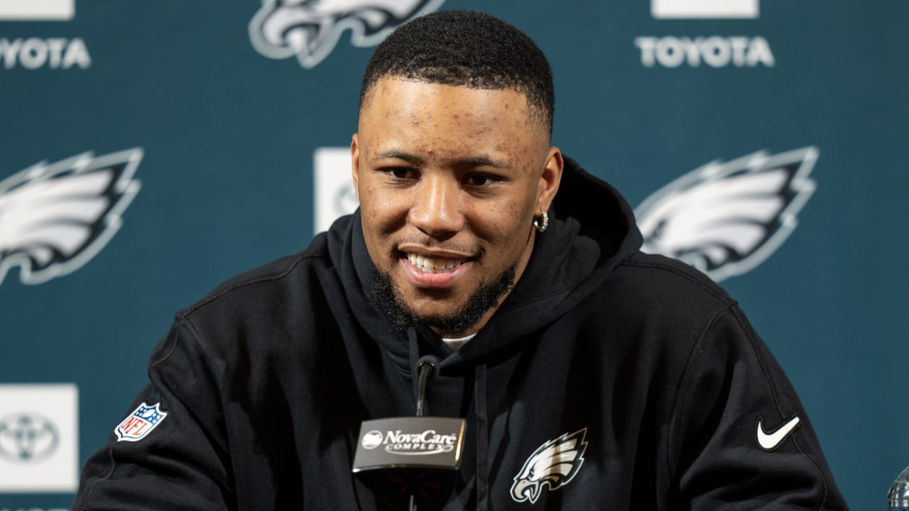 Eagles owner Jeffrey Lurie compares Saquon Barkley's versatility to ...