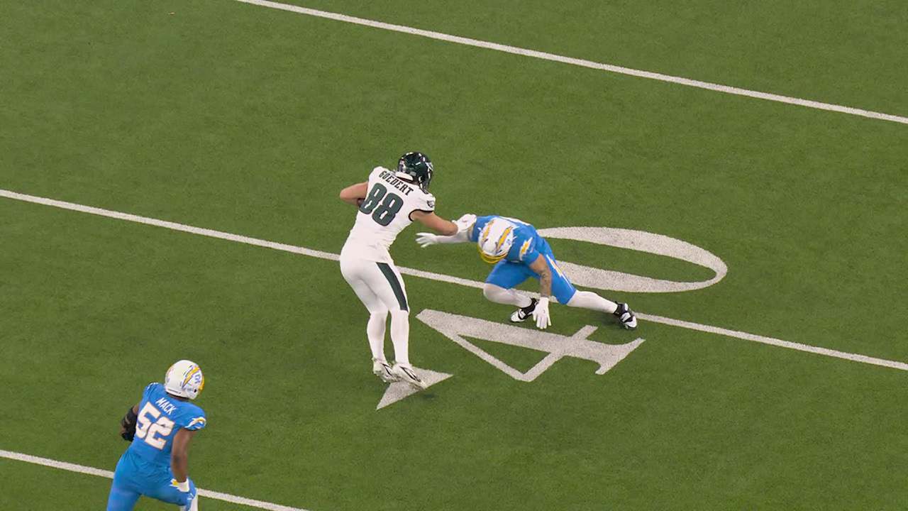 Philadelphia Eagles tight end Dallas Goedert displays nifty move on 16 ...