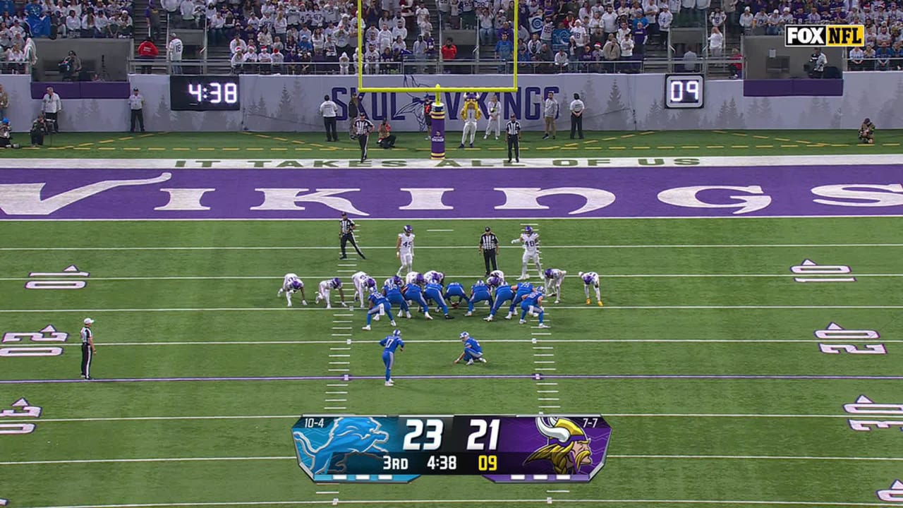 Minnesota Vikings block Detroit Lions' extra point, keeping score at 23-21