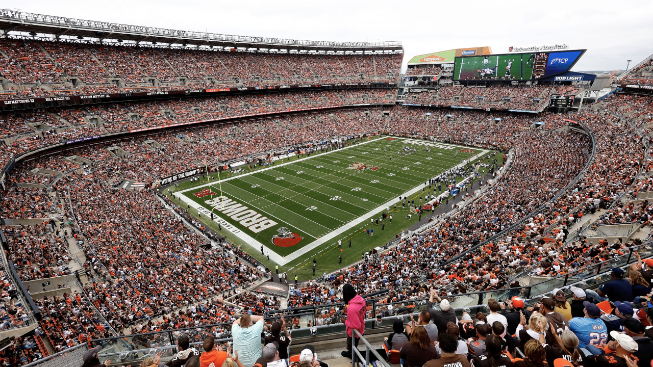 Browns sign 20-year stadium rights deal with Huntington Bank as they ...