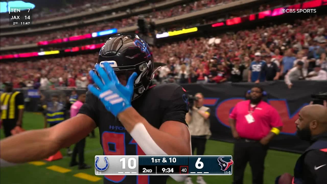 Houston Texans wide receiver Jayden Higgins' 11-yard receiving score ...