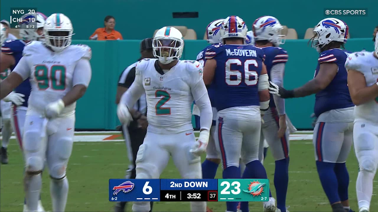 Miami Dolphins linebacker Bradley Chubb engulfs Buffalo Bills ...