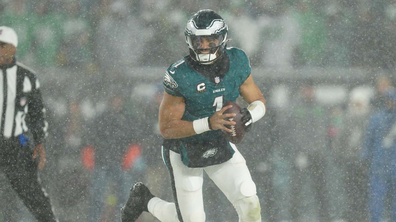 Commanders DC Joe Whitt: If Jalen Hurts runs, 'we’re going to treat him ...