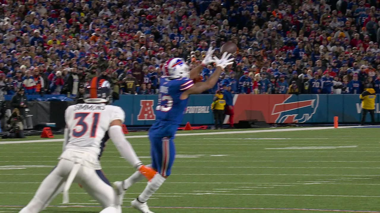 Denver Broncos defensive back Justin Simmons snags third INT of '23 via ...
