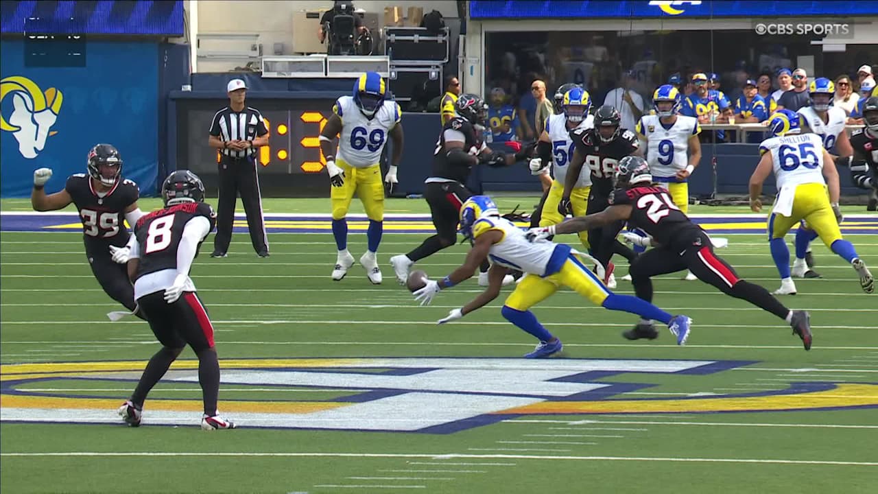 Los Angeles Rams wide receiver Davante Adams' impressive scoop catch yields 15-yard gain for ...