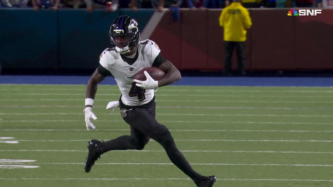 Baltimore Ravens quarterback Lamar Jackson's 39-yard connection with ...
