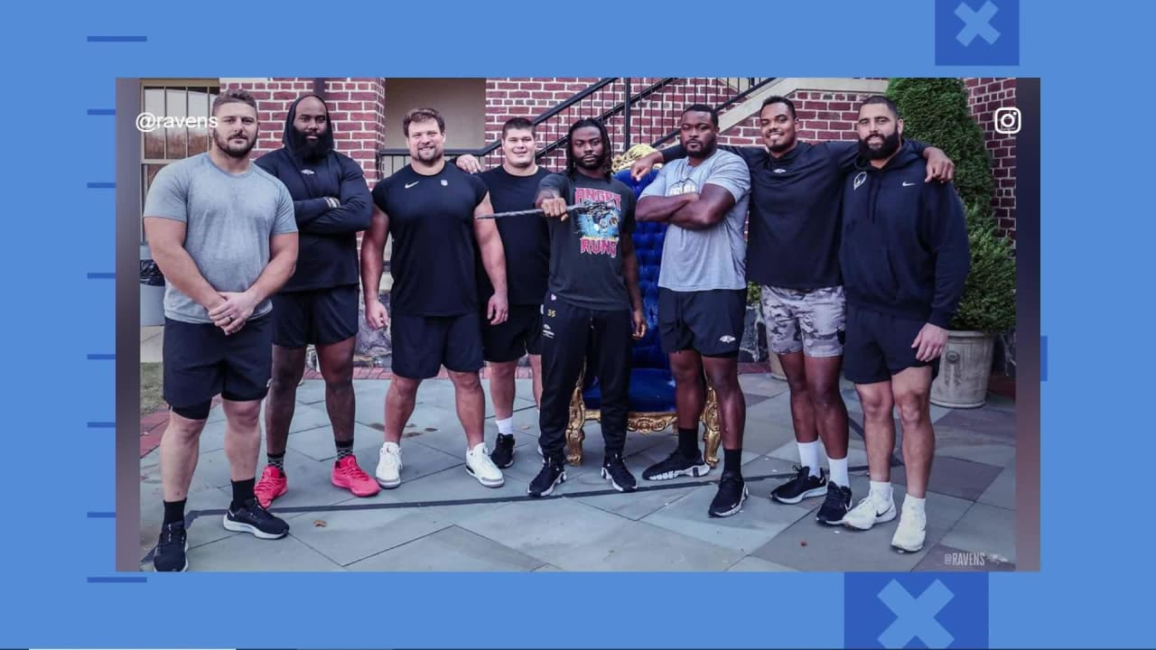 Baltimore Ravens fullback Patrick Ricard, Ravens o-line crown Gus ...