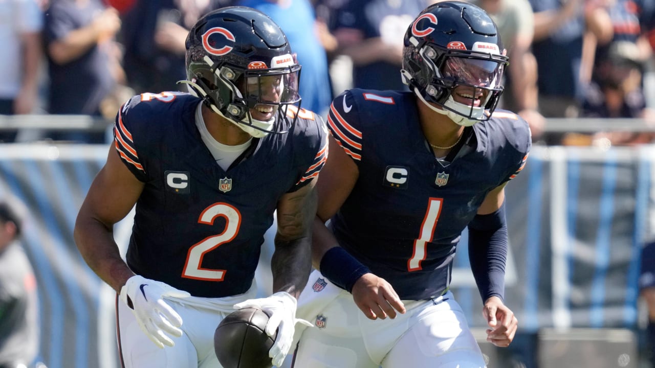 Bears' DJ Moore on QB prospects in draft: 'I still don't think they compare' to Justin Fields ...