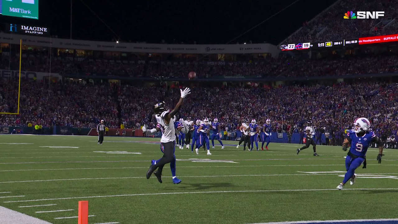 Can't-Miss Play: One-handed touchdown catch by Baltimore Ravens wide receiver DeAndre Hopkins ...