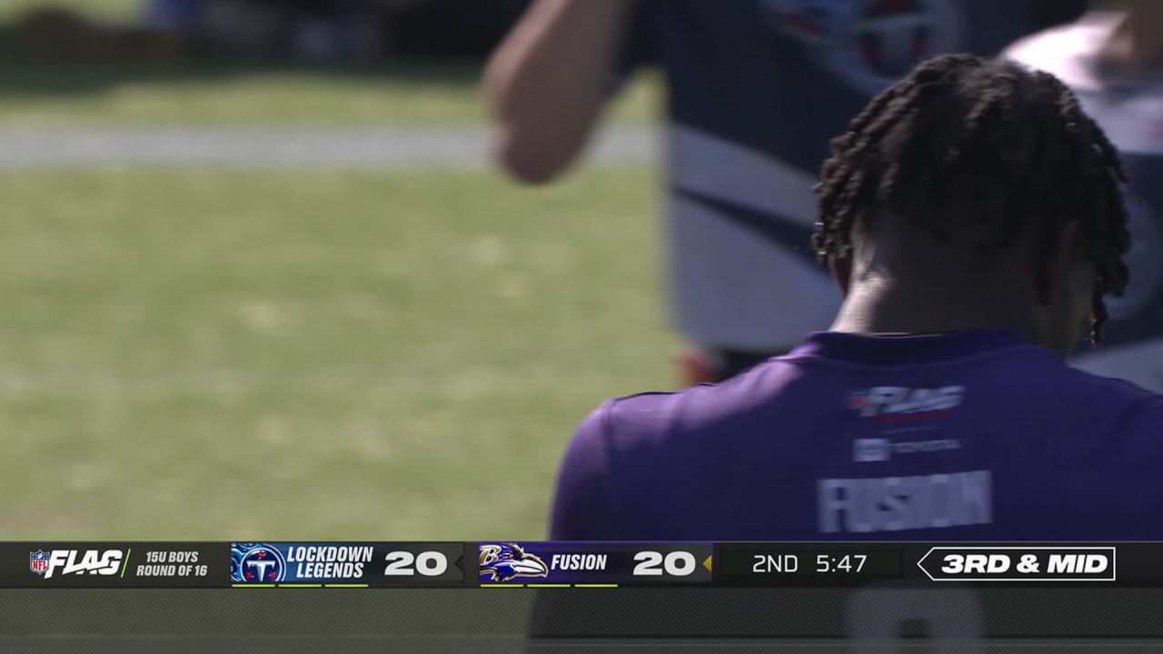 Xavier Jones gets left wide open, scores another TD