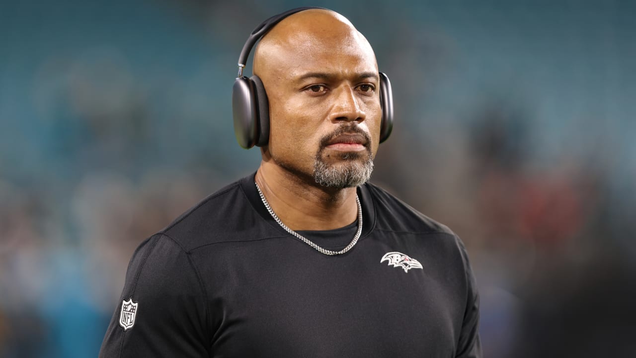 Dolphins hire Ravens assistant head coach Anthony Weaver as new ...