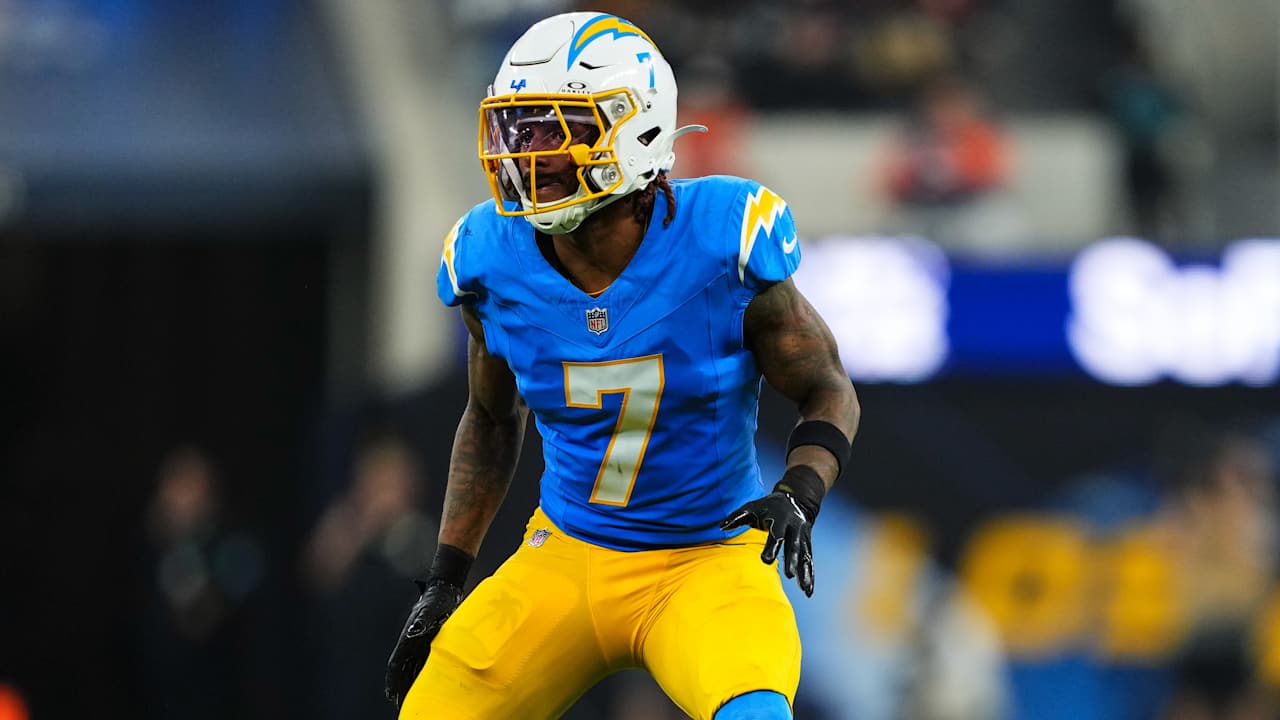 NFL news roundup: Chiefs, CB Kristian Fulton agree to two-year, $20M ...