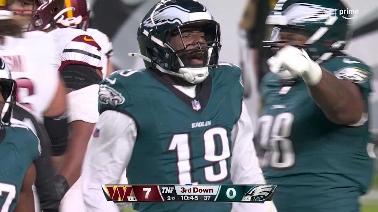 Philadelphia Eagles linebacker Josh Sweat seeps into the Washington ...