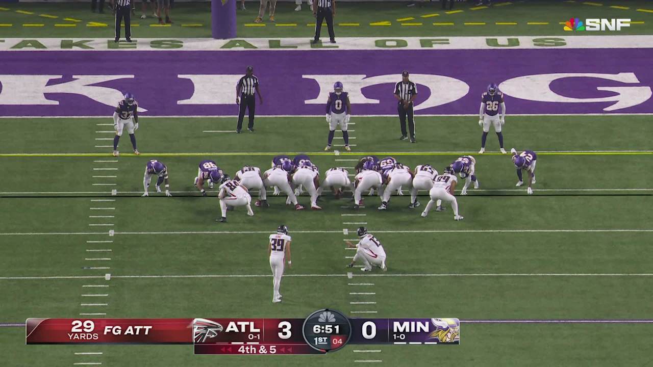 Atlanta Falcons kicker John Parker Romo sends a 29-yard field goal ...