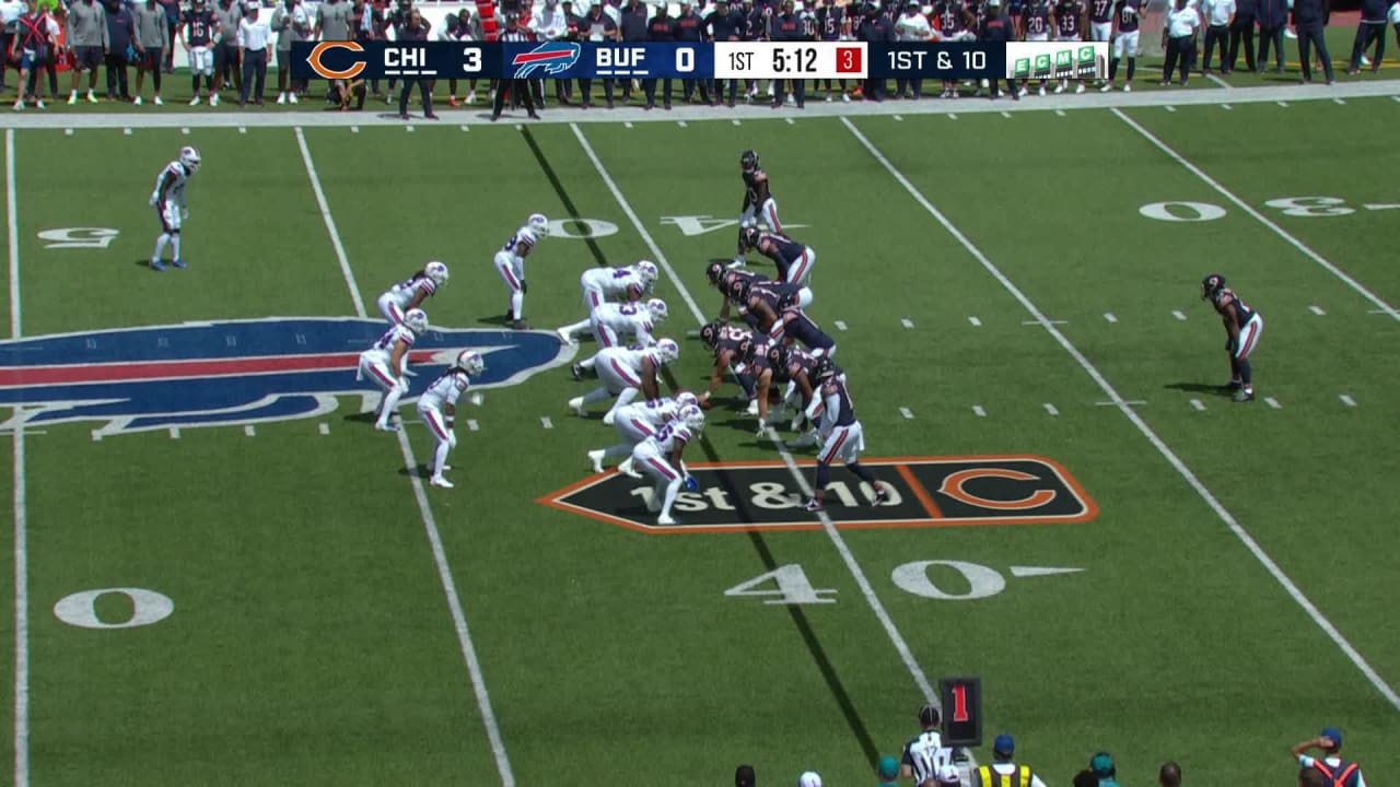 Can't-Miss Play: Chicago Bears quarterback Caleb Williams shows off his ...