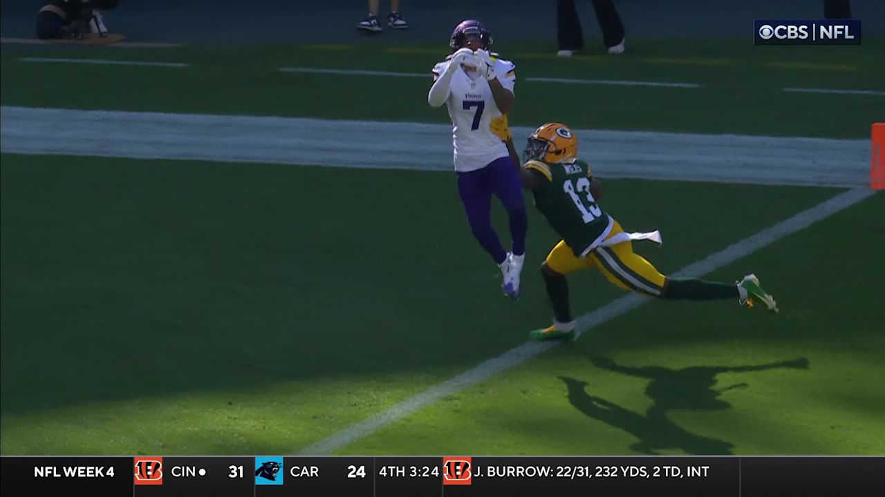 Minnesota Vikings cornerback Byron Murphy picks off Packers quarterback ...