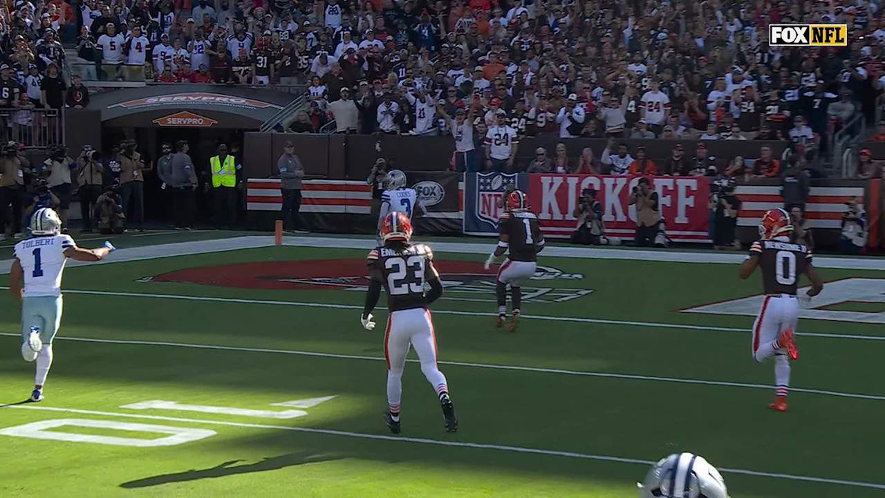 Dallas Cowboys wide receiver Brandin Cooks breaks loose from coverage ...